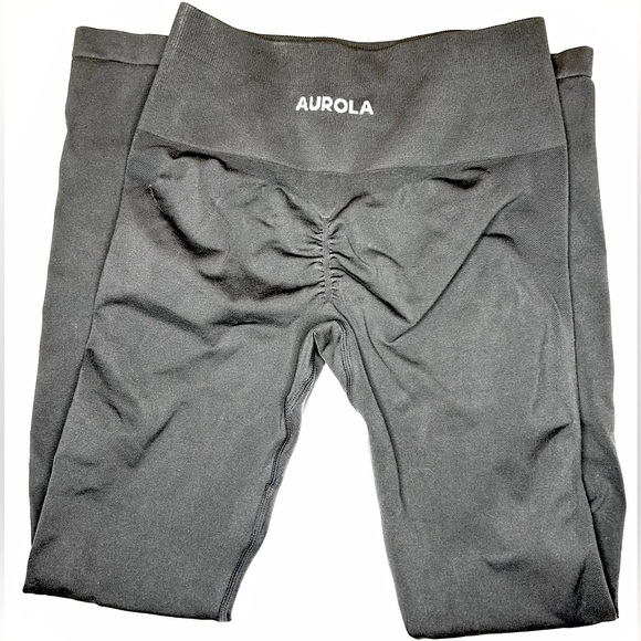 Aurola | Pants & Jumpsuits | Aurola Leggings | Poshmark